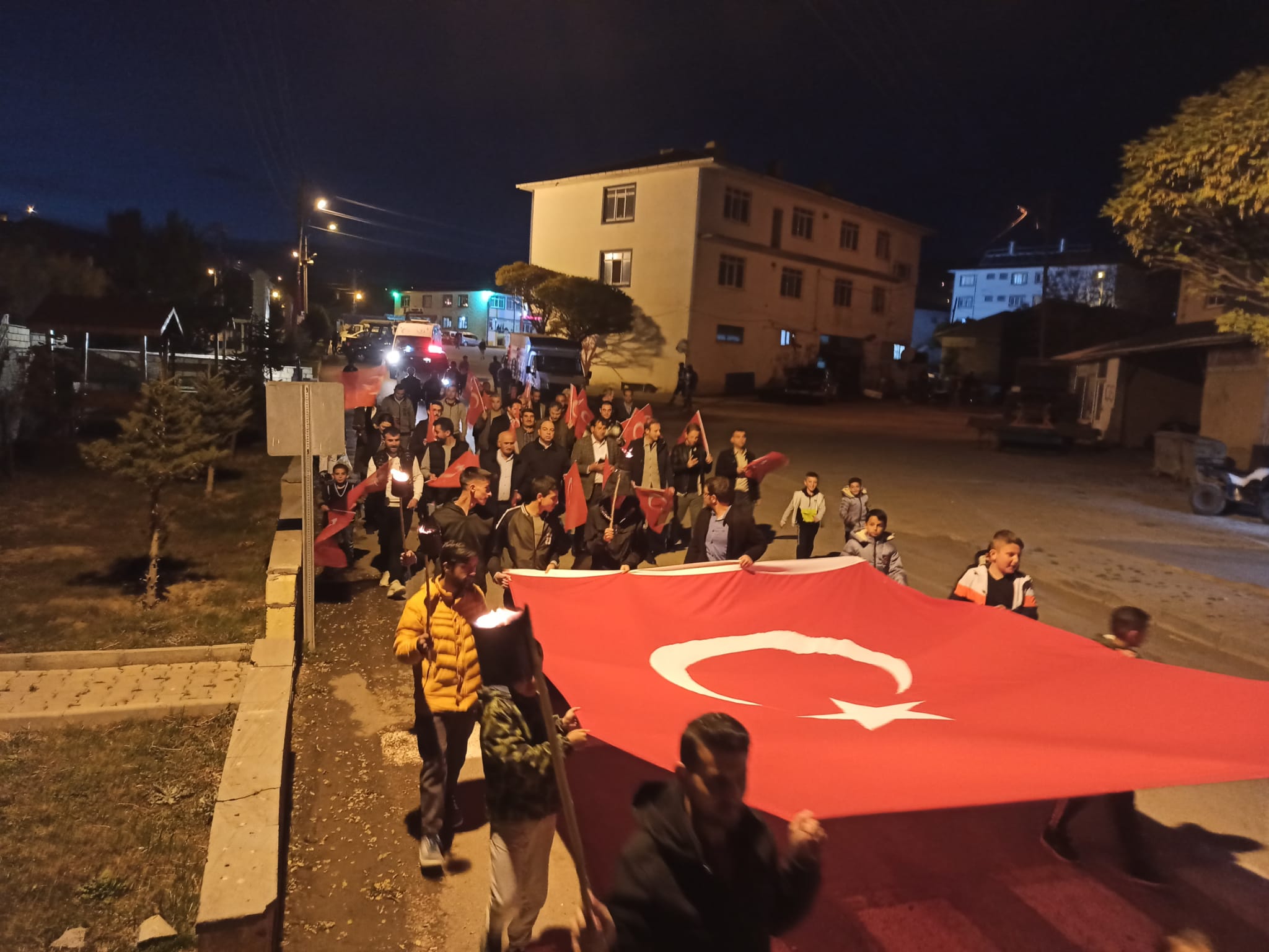 T.C. Otlukbeli Kaymakamlığı - 100. YIL KUTLAMALARI KAPSAMINDA FENER ... T.C. Otlukbeli Kaymakamlığı - 100. YIL KUTLAMALARI KAPSAMINDA FENER ...